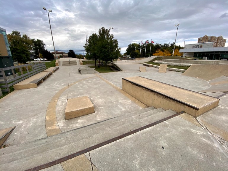 Hamilton Skatepark (Turner Park) – ONTARIO SKATEPARKS