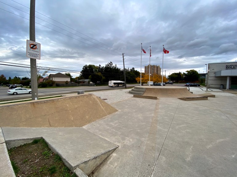 Hamilton Skatepark (Turner Park) – ONTARIO SKATEPARKS